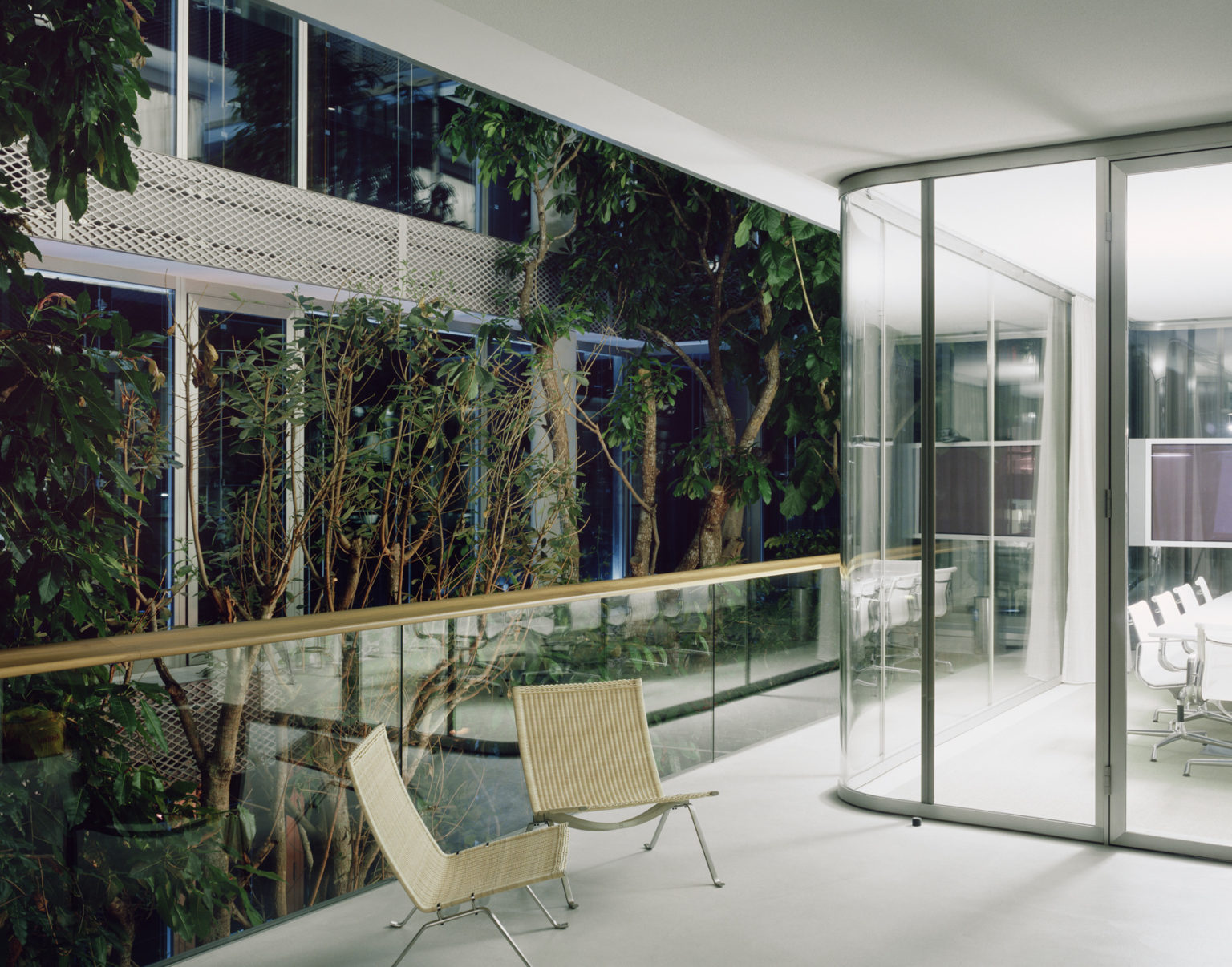 Novartis Campus – Diener & Diener Office Building - Licht Kunst Licht AG