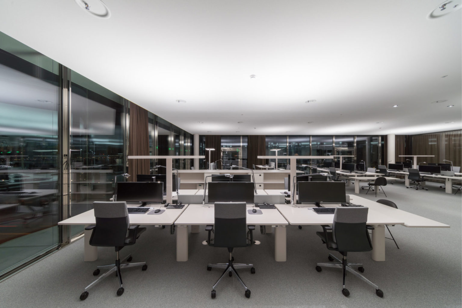 Swiss Re Next - Licht Kunst Licht AG