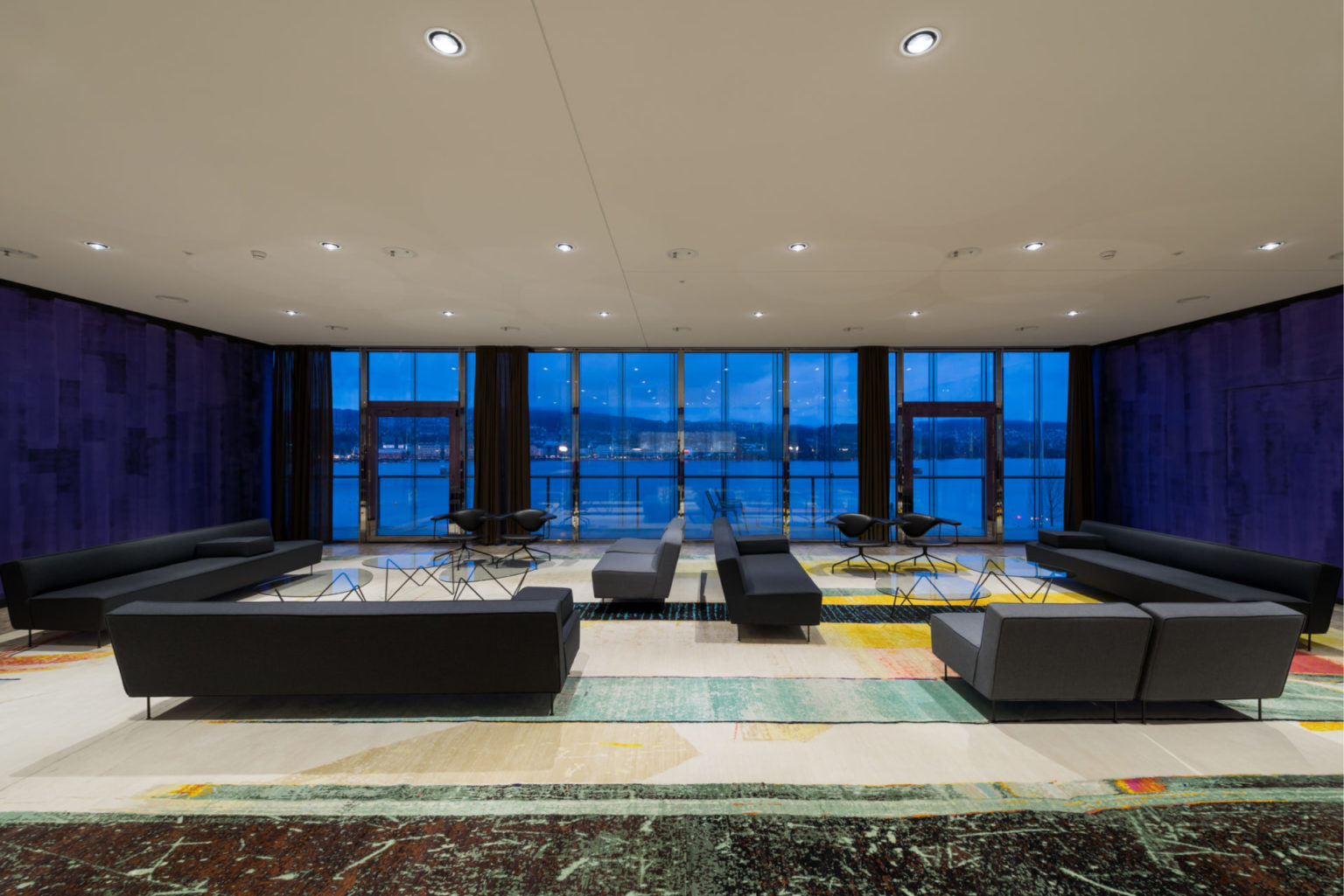 Swiss Re Next - Licht Kunst Licht AG